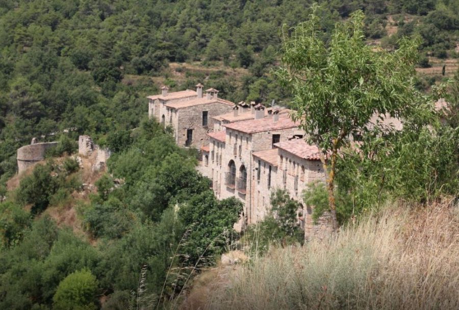 6 pueblos nudistas en España que quizá no conocías ...